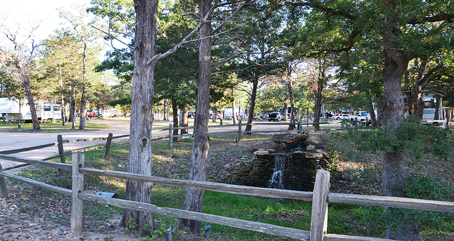 South Forty RV Park - Giddings, TX